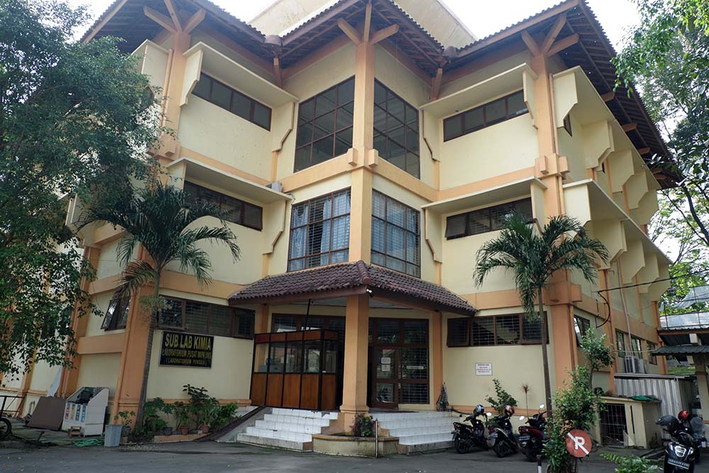 UNS Integrated Laboratory | Bachelor of Chemistry Education ...