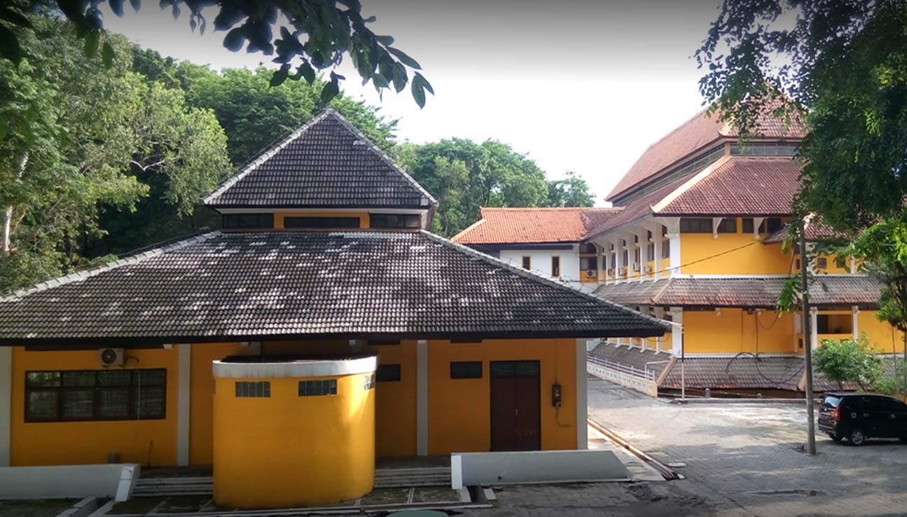 UNS Integrated Laboratory | Bachelor of Chemistry Education ...